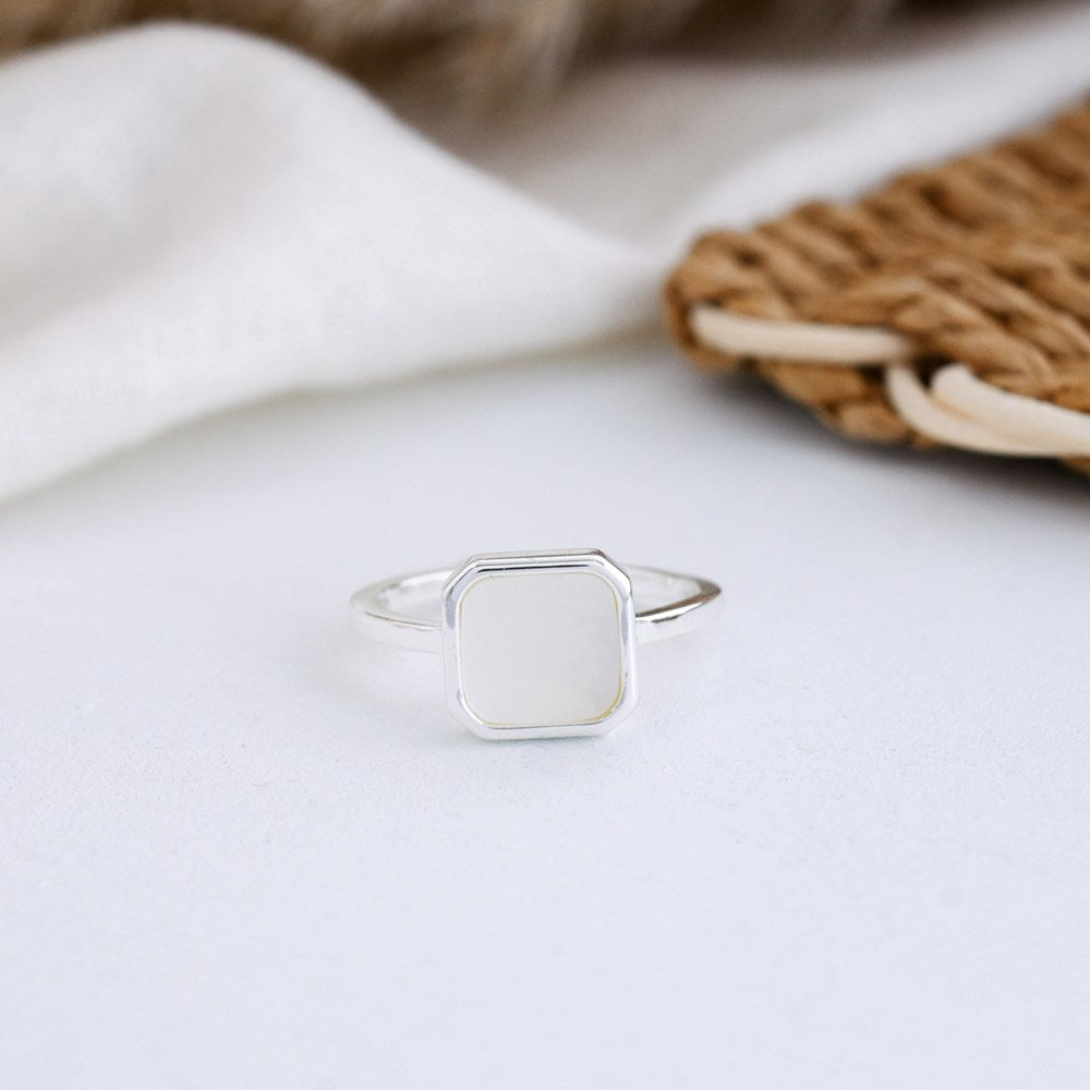 Milan Ring-mother of pearl – Glee Jewelry CA